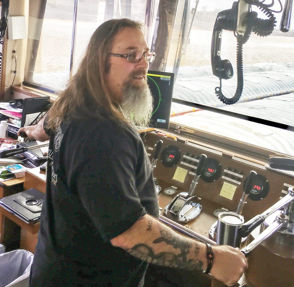 Captain Profile: Capt. Bobby Wilson, Western Rivers Boat Management ...