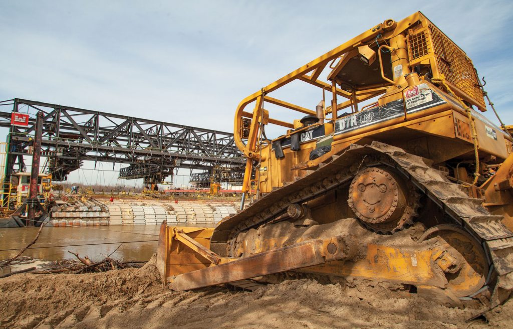 Mat Sinking Unit Armors Mississippi River Banks - The Waterways Journal