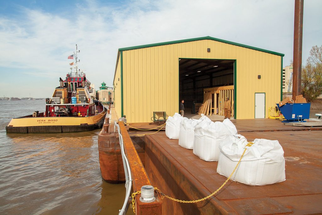 Shamrock Marine Puts New Dock Into Service - The Waterways Journal
