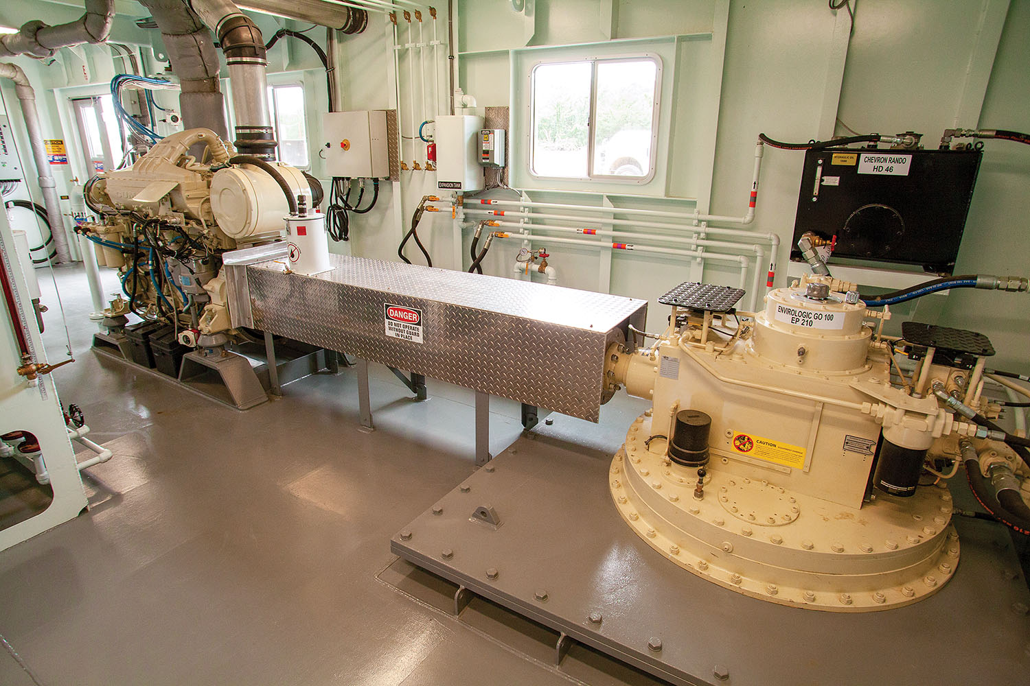 ACBL Puts Pair Of New Z-drive Towboats Into Service - The Waterways Journal