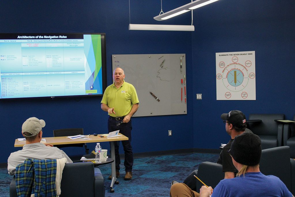 RocketShip Pilots Train On New SCI Simulator Model - The Waterways Journal