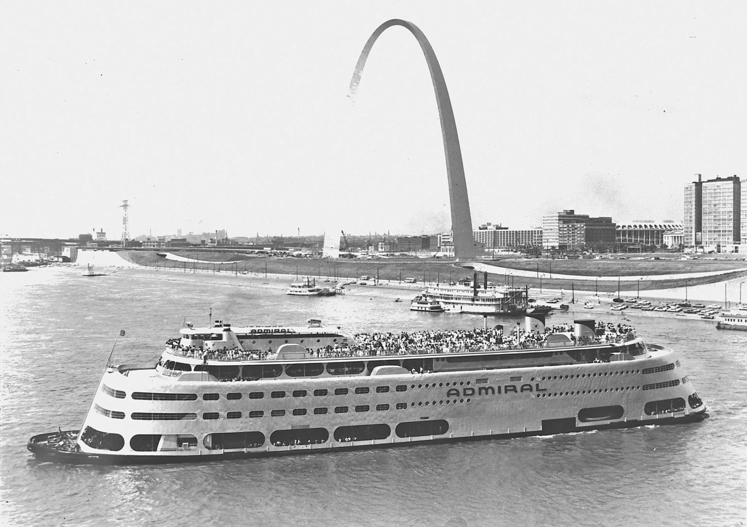 The Admiral Was A St. Louis Destination For 40 Years - The Waterways ...